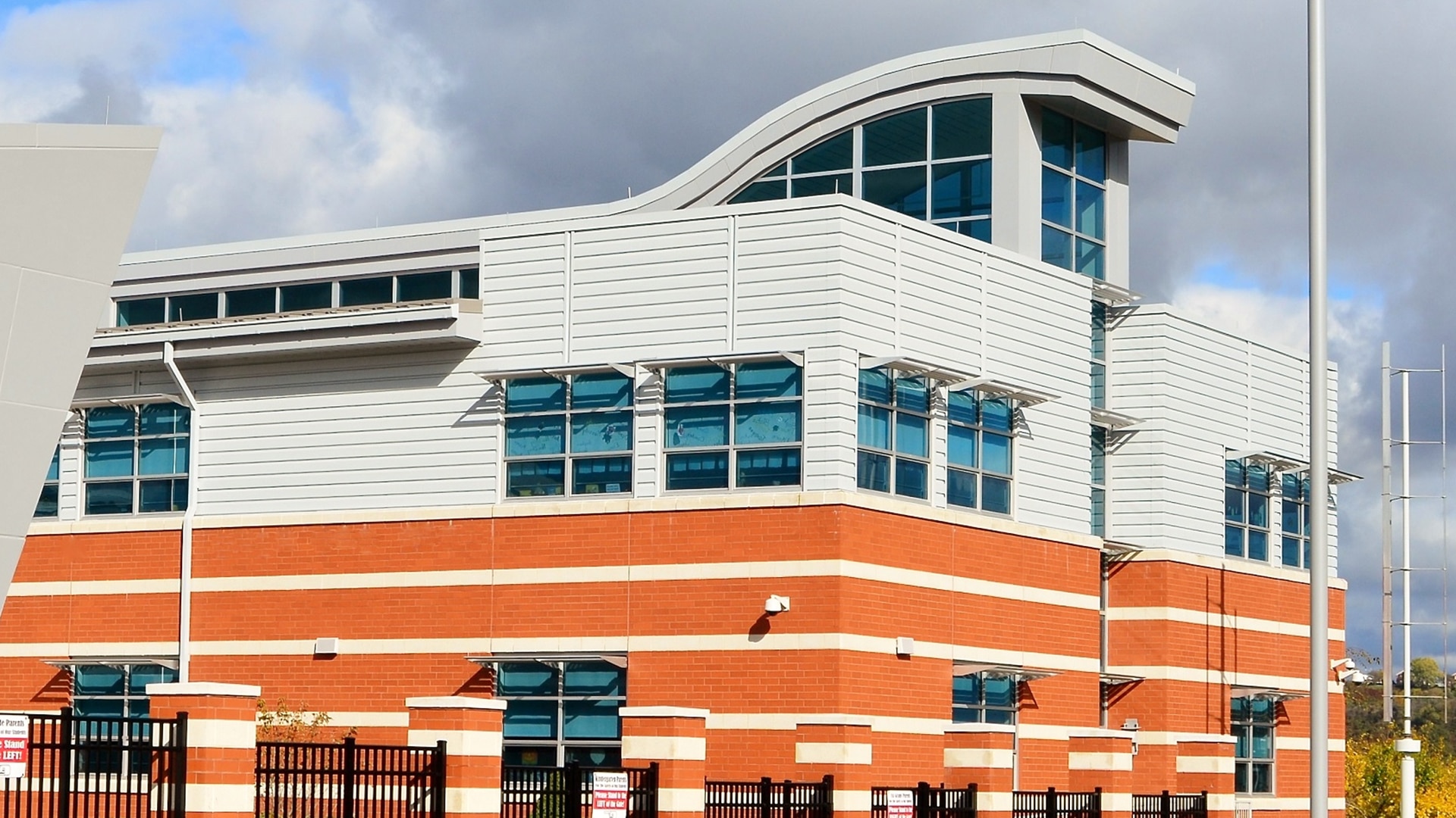 Twin Rivers Intermediate School - IMETCO