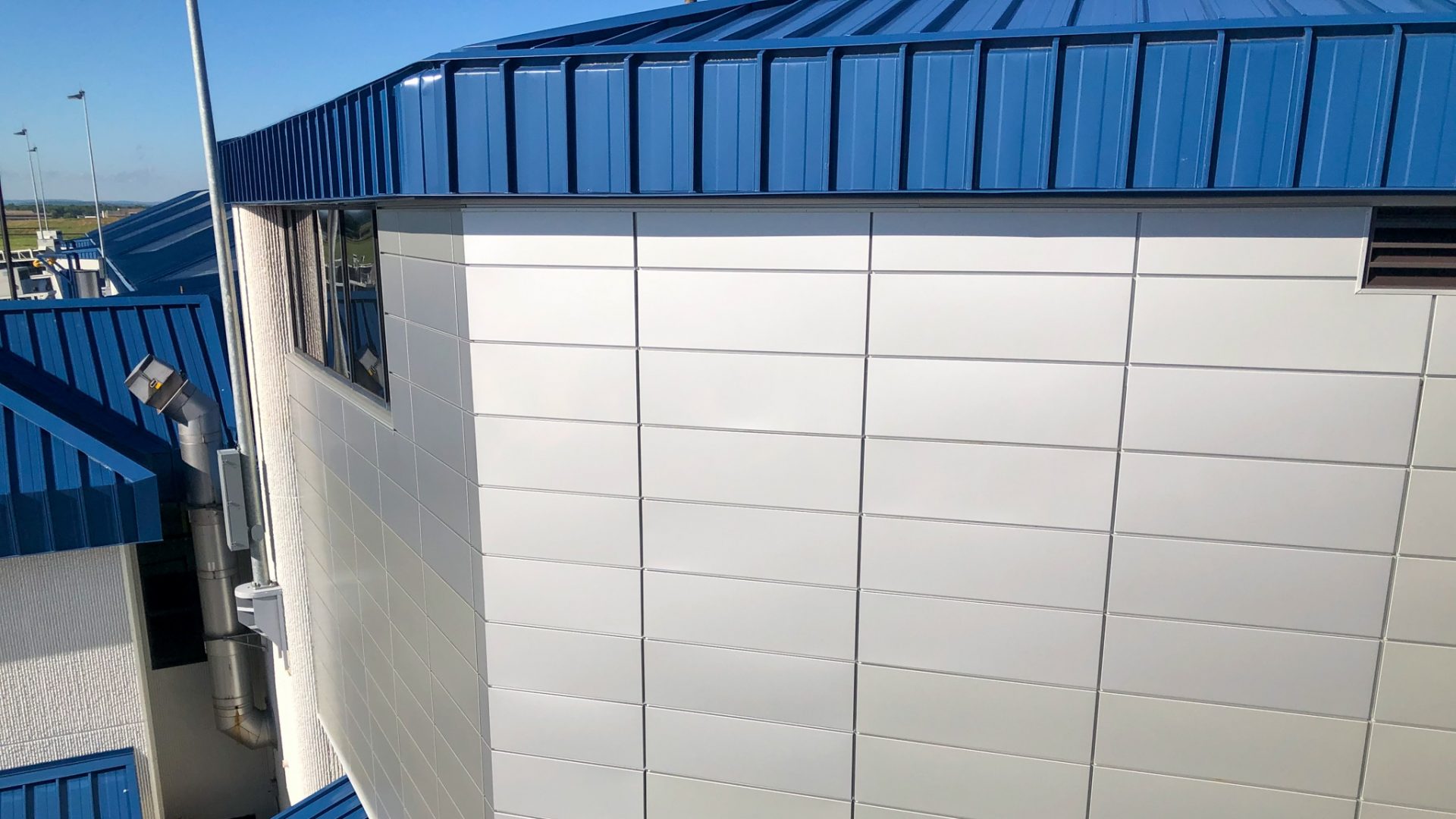 Now under one roof. - IMETCO